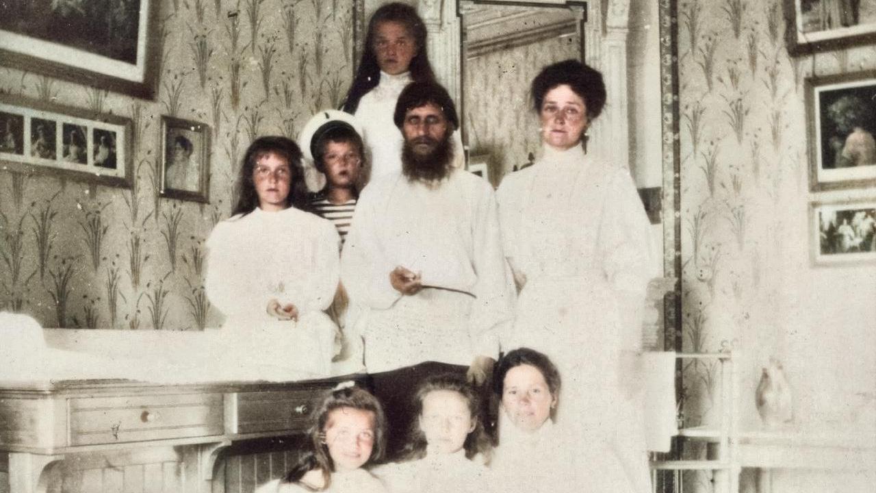 Tajemnica Rasputina. Jedno wydarzenie sprawiło, że rozpustny obdartus ...